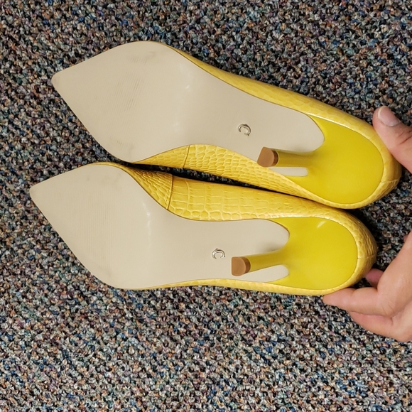 Carvela | Shoes | Carvela Yellow Reptile Print Stiller Heels | Poshmark